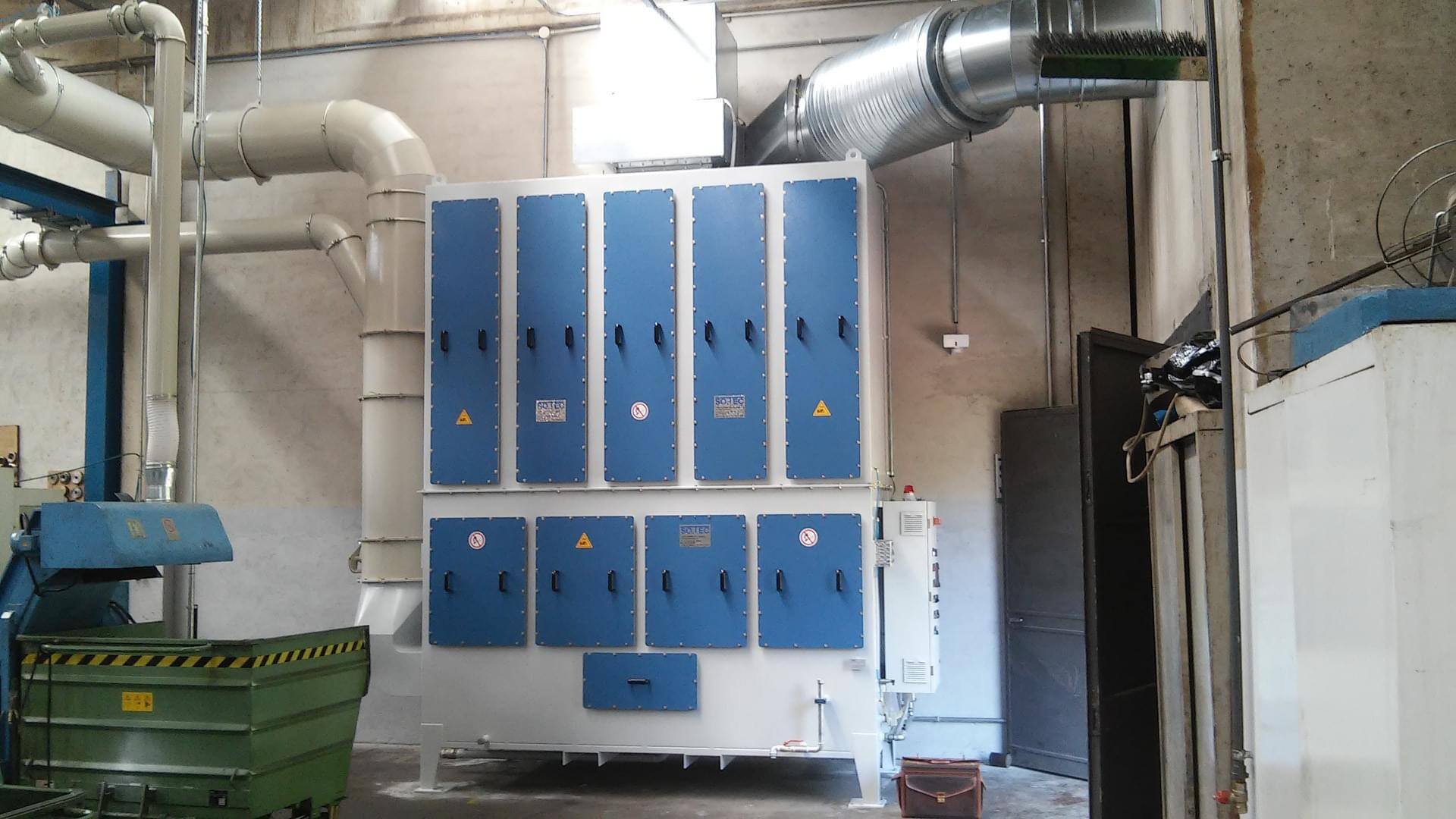 Mini-Max Plus and vertical layout oil mist filtration systems | SO.TEC